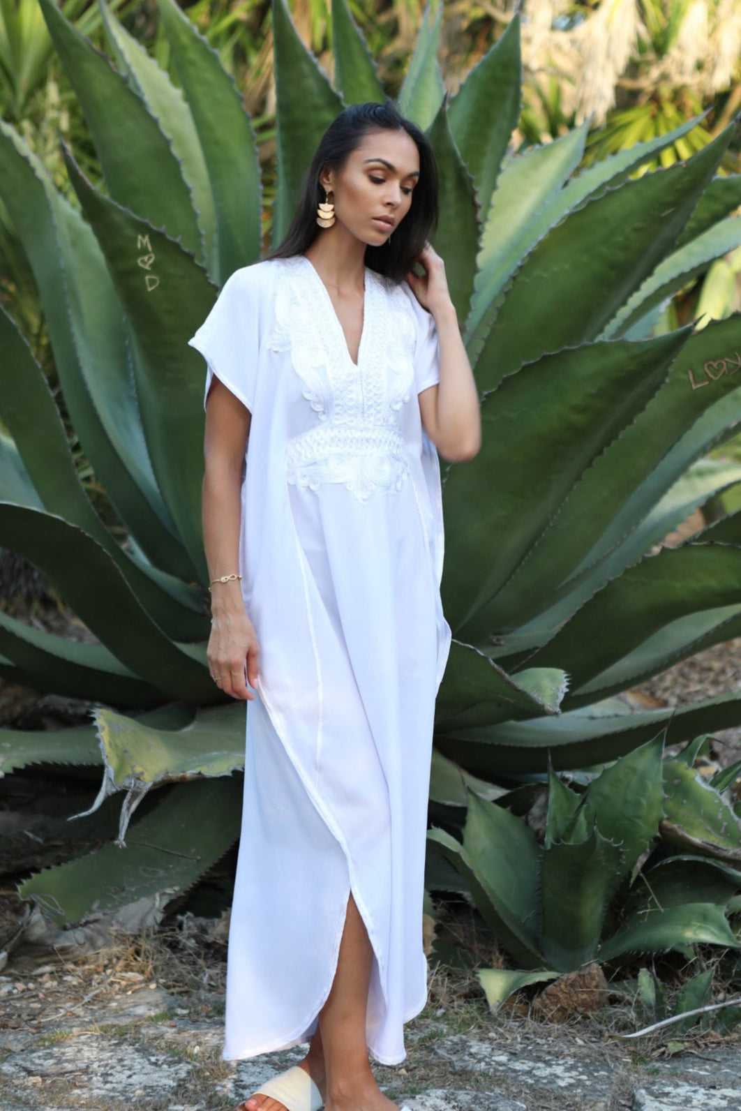White & White Kaftan Maxi Dress Marrakech Style | Maison De Marrakech